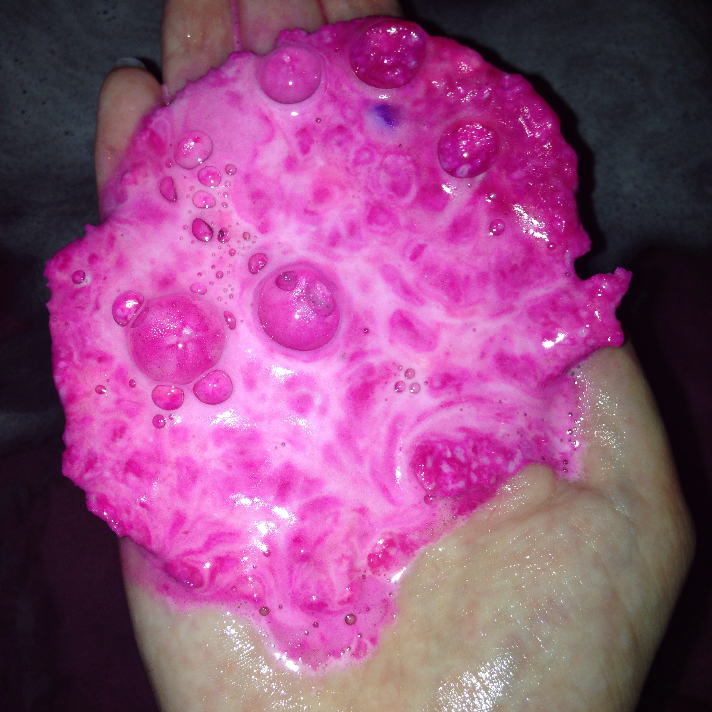 Cyclops Bubble Bar from Lush – Lush Upon A Time