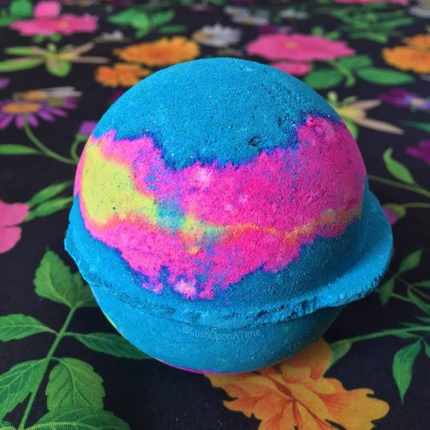 Intergalactic Bath Bomb from Lush – Lush Upon A Time